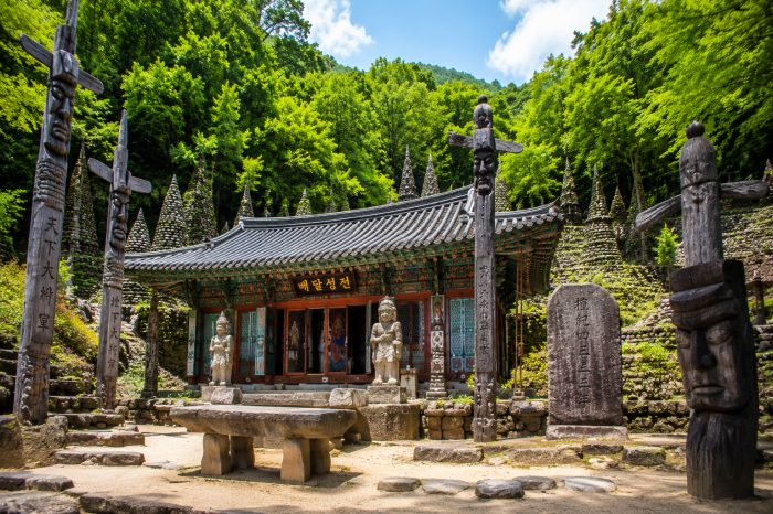 하동 삼성궁, 해발 850m 지리산 숲속 신비로운 돌탑 명소